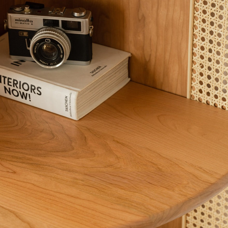 Suzuki Corner Shelf – LaFloria Home Décor